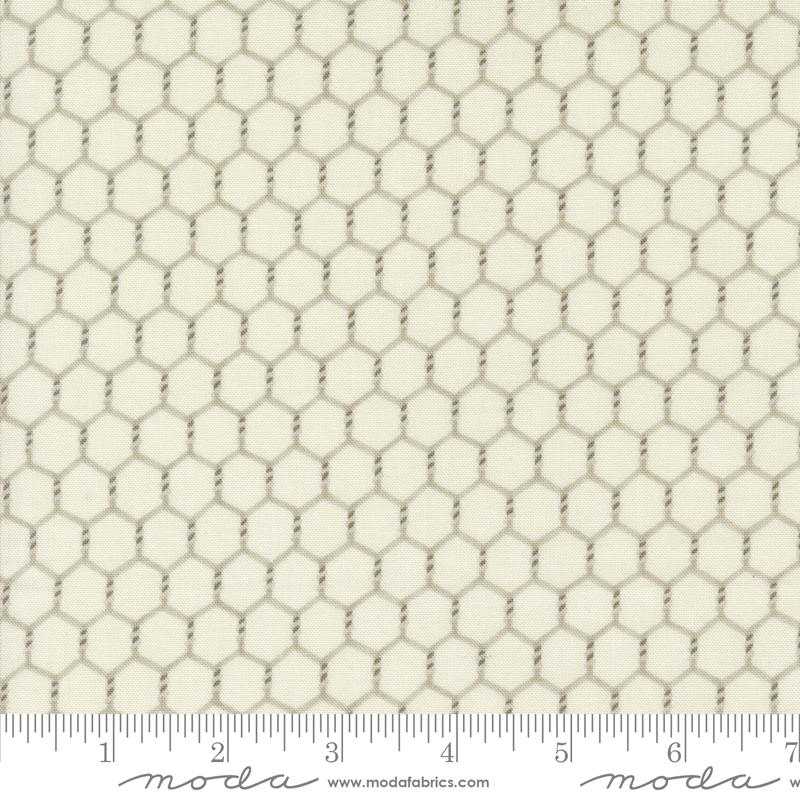 MODA FABRICS - Willows Farm by Deb Strain - Chickenwire - Cloud – Quilt ...