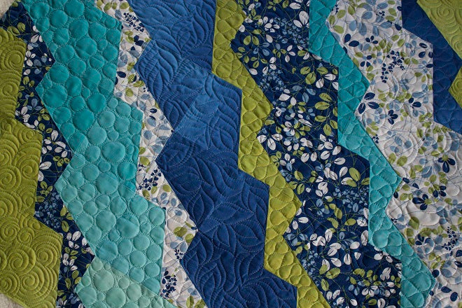 Ditto V2 Quilt Pattern by Jaybird Quilts – Quilt in a Day