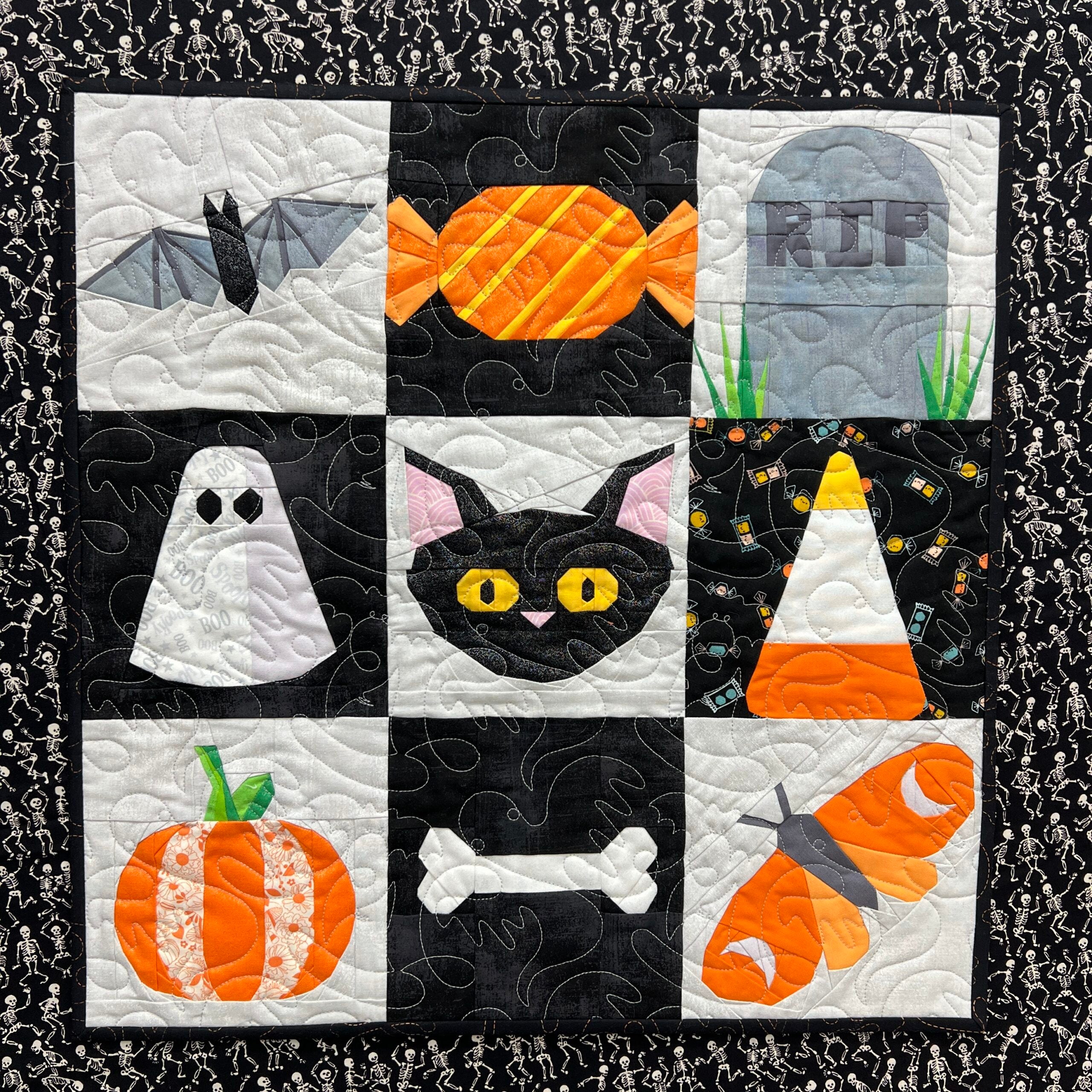 Frightful Minis Wall Hanging Pattern by Sam Hunter, Leila Gardunia & K ...