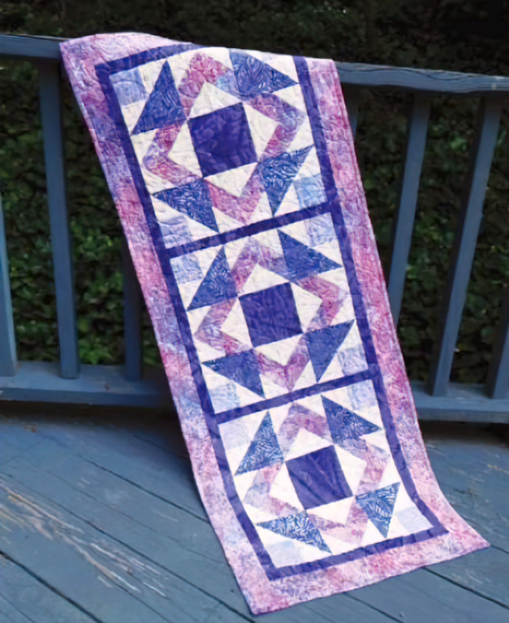 Cut Loose Press - Illusionary Runner Pattern – Quilt in a Day